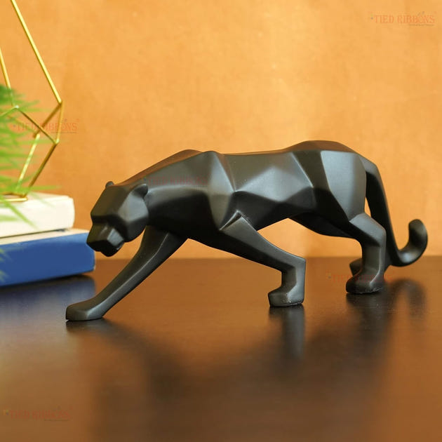 Trenly Majestic Black Panther Figurine – A Symbol of Power & Elegance